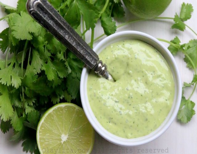 Receta de Mayonesa Verde fácil con cilantro