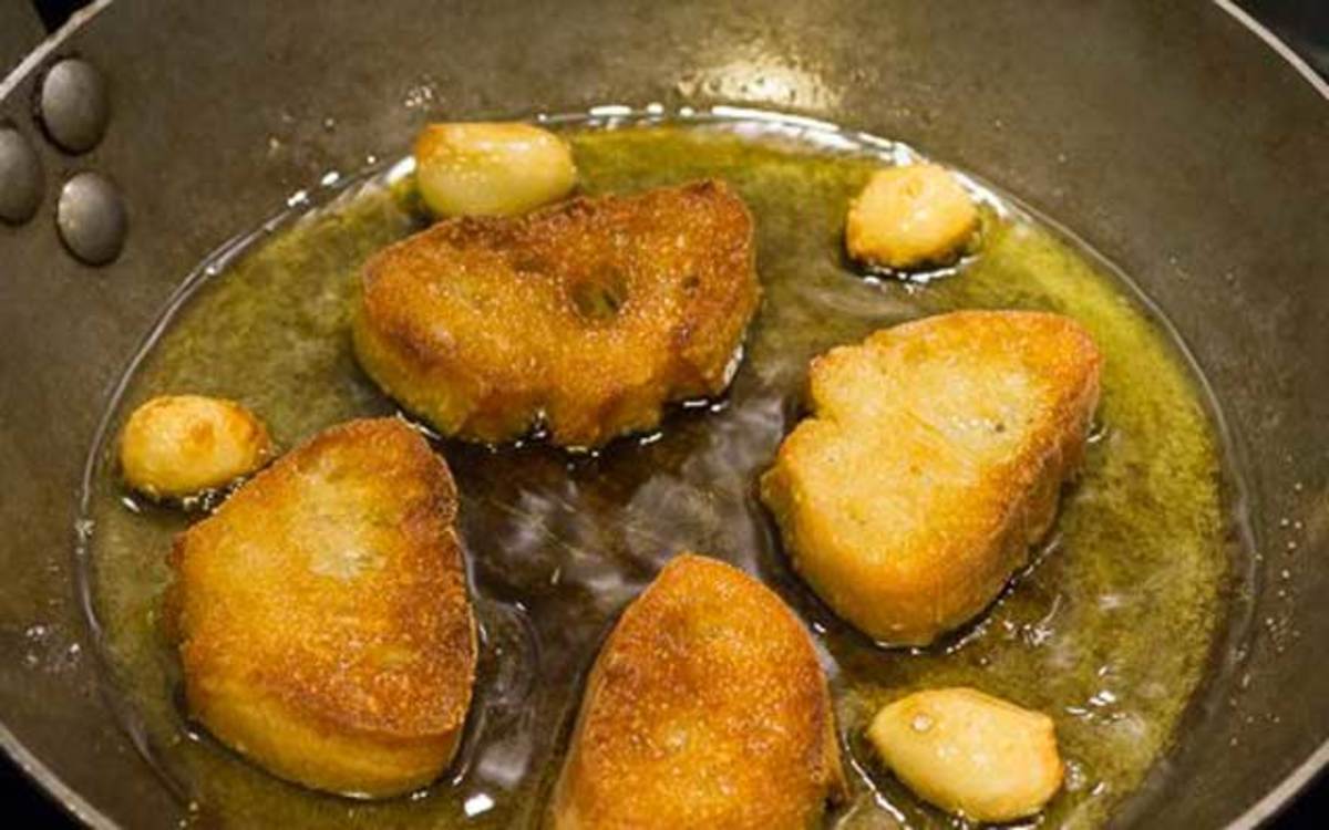 Receta de Manitas de cerdo en salsa de la abuela