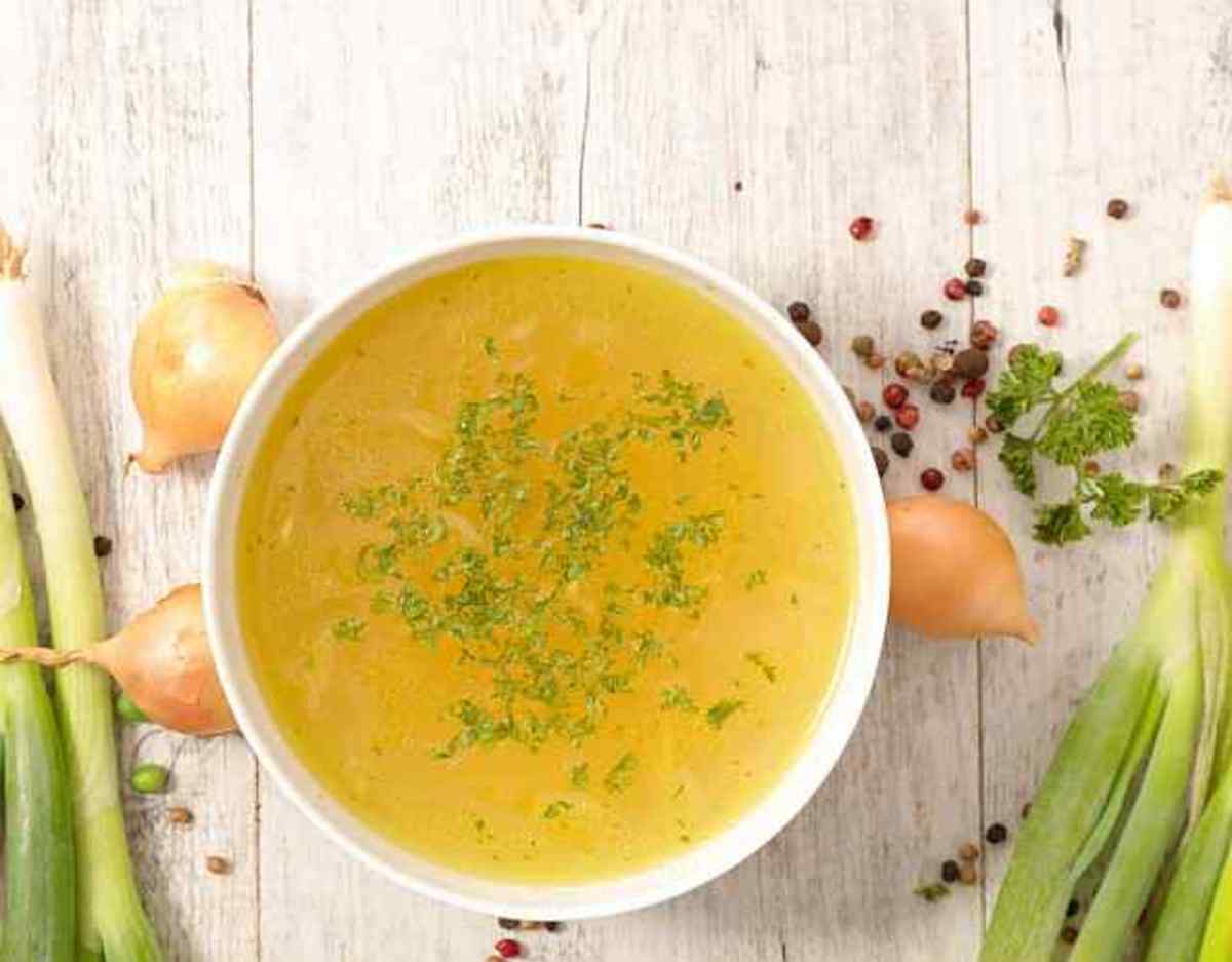 Receta de Sopa de apio y cebolla