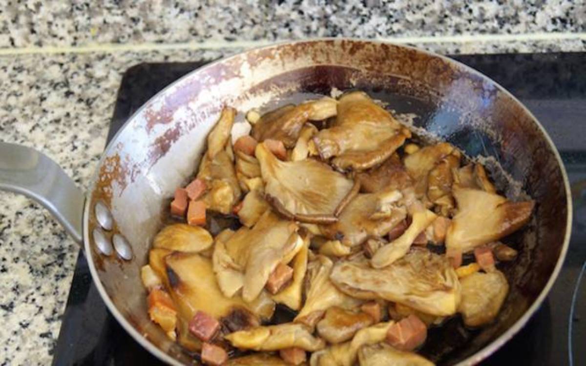 Receta de Setas de temporada al ajillo