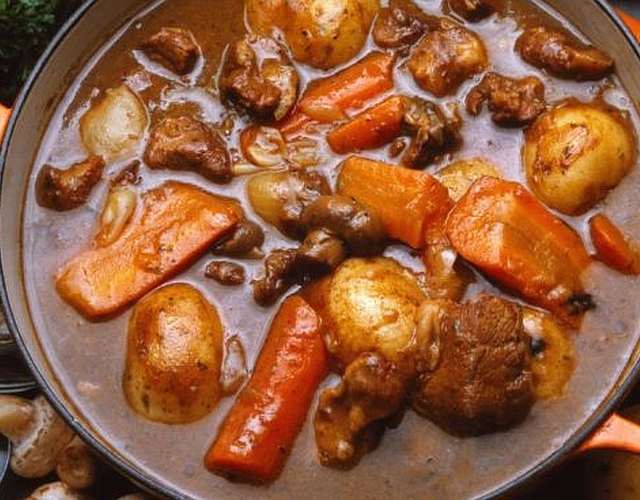 Receta de Estofado de cordero con setas